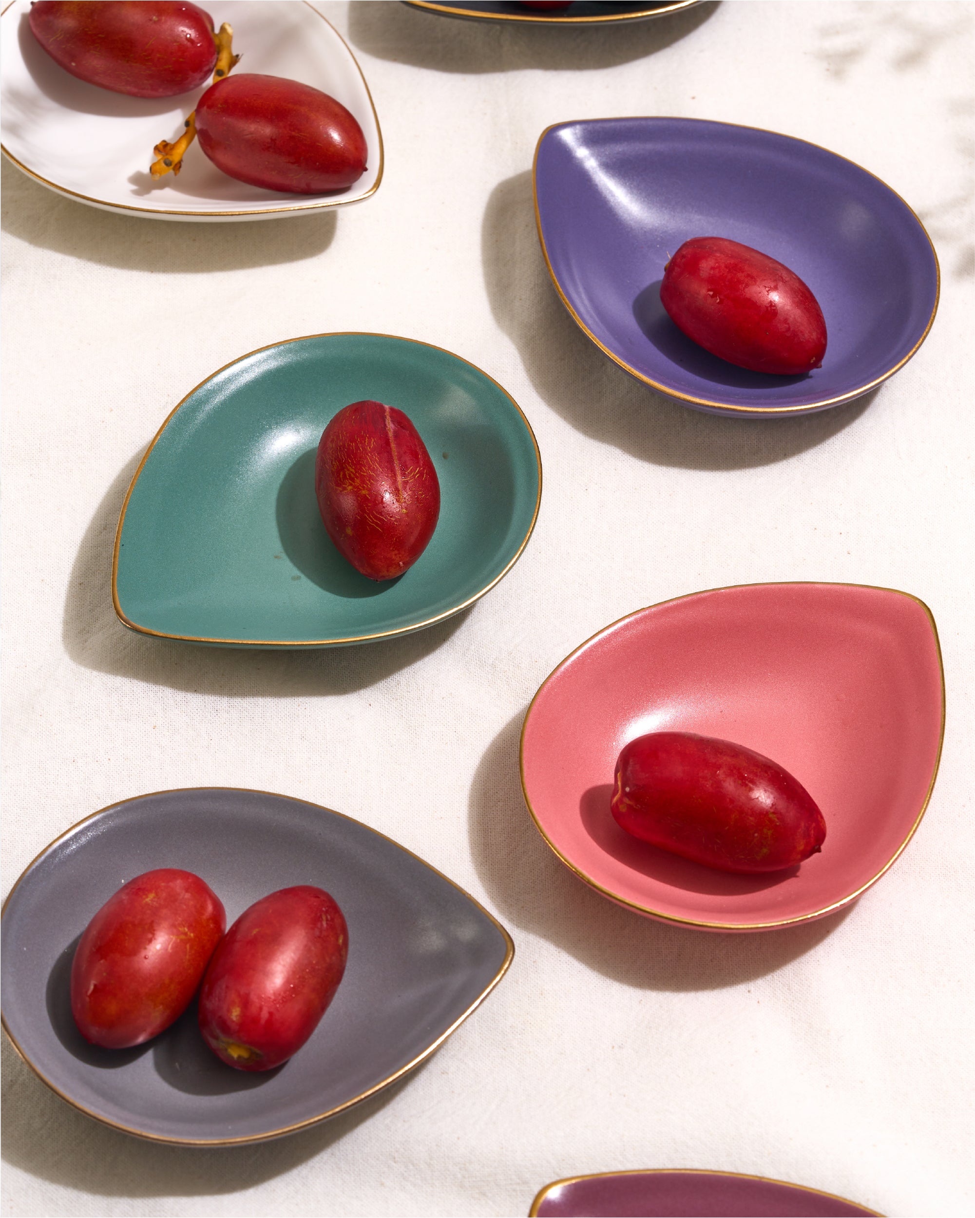 Acute Shaped Dish - Set of 6 – Porcelain & More